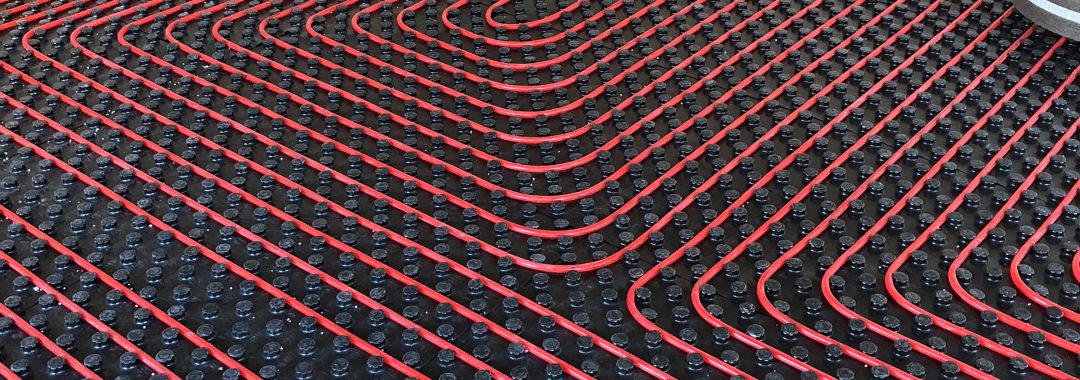 Plaatsen van vloerverwarming met noppenplaten - droog systeem ...